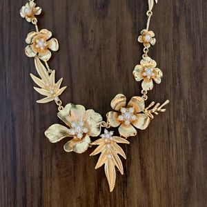 Express | Jewelry | Express Pearl Flower Chain Necklace | Poshmark